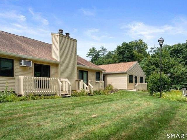 condo Simsbury CT ES105204329