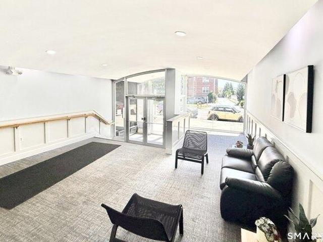 condo Stamford CT ES104114544