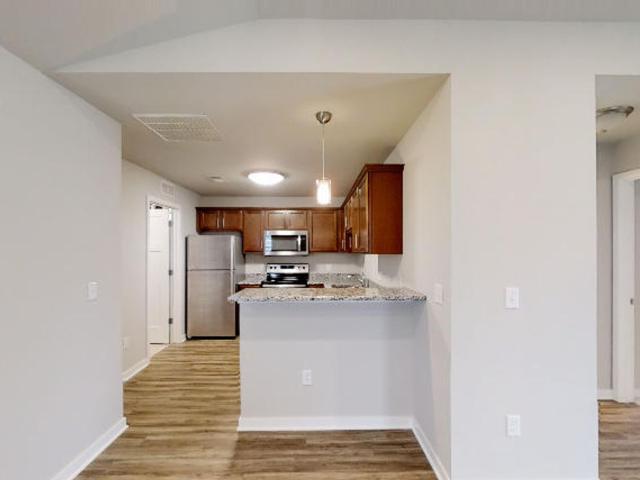 Condo Style Upper 2 Bedroom 2 Bathroom Apartment is Available