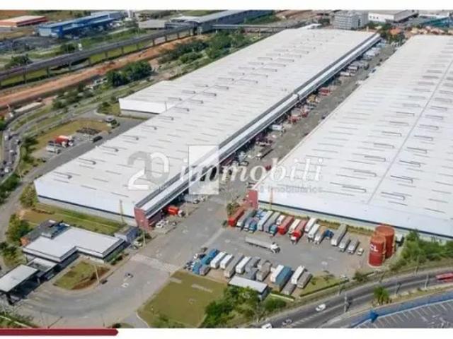 Condomínio com 44 módulo de galpão