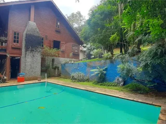 Condomínio com 4 quartos à venda em Cumbari SP
