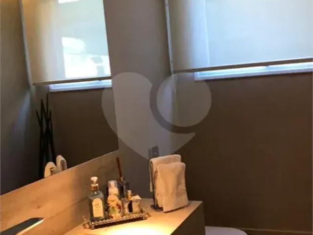 Condomínio com 4 quartos à venda em Alphaville SP