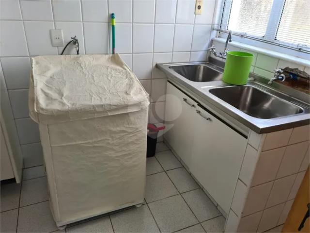 Casa à venda com 6 quartos, sendo 4 suítes, no condomínio Jardim Paulista i, Vinhedo SP