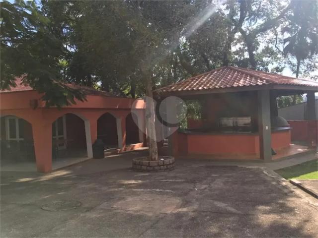 Casa à venda com 6 quartos, sendo 4 suítes, no condomínio São Joaquim, Vinhedo SP