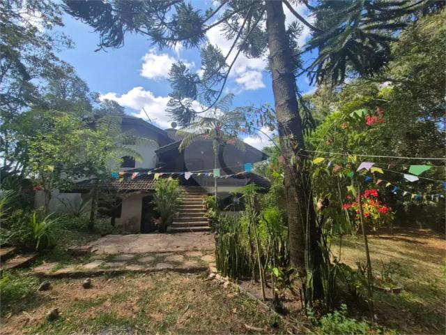 Condomínio com 3 quartos à venda em Caraguatá SP