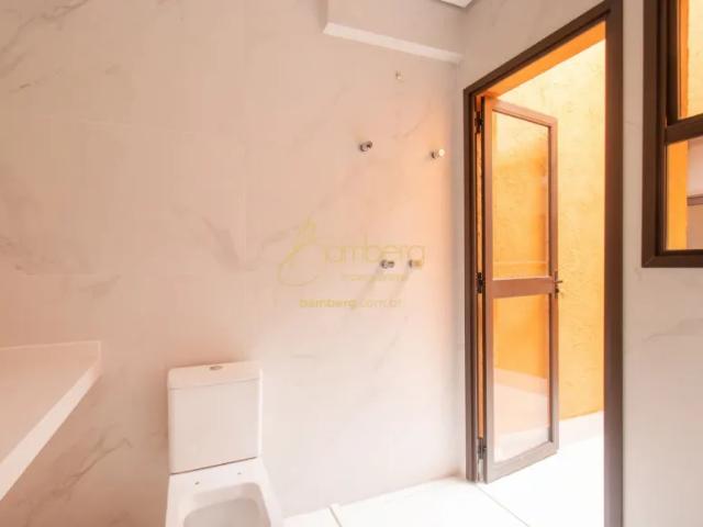 Condomínio de 8 casas, nova! Segurança e bm estar!