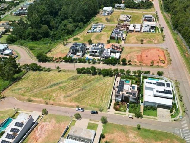 Condomínio Terras da Alvorada Terreno Plano à Venda com 800 m² – Pronto para Construir | Excelente