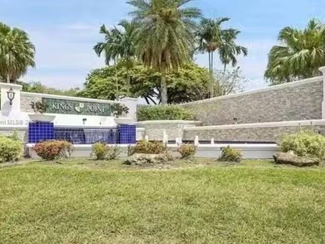 Condominium Tamarac, FL 9514 N Belfort Cir #112