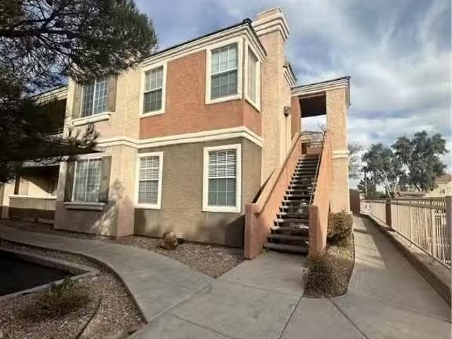Condominium, Two Story Las Vegas, NV 1404 Seward St #204