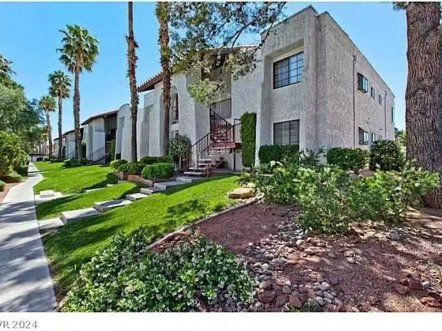 Condominium, Two Story Las Vegas, NV 5105 Eldora Ave #3