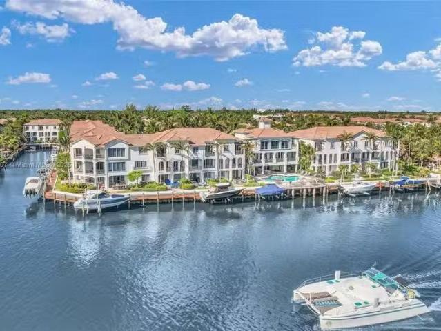 Condominium Boynton Beach, FL 3127 Waterside Cir #3127