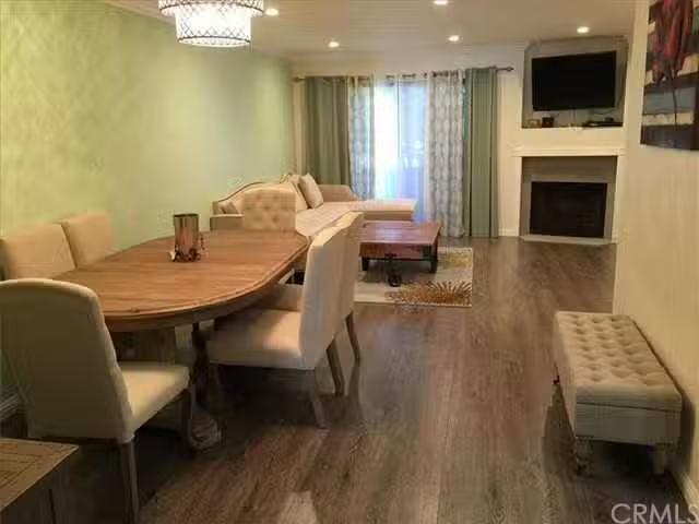 Condominium Burbank, CA 1809 Peyton Ave #111
