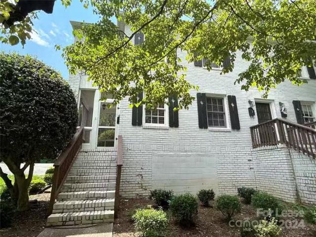 Condominium Charlotte, NC 119 N Laurel Ave #1