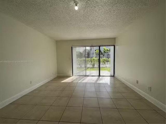 Condominium Coral Springs, FL 9266 W Atlantic Blvd #1013