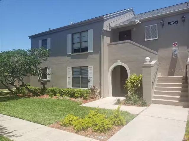 Condominium CLEARWATER, FL 2453 Egret Blvd #O201