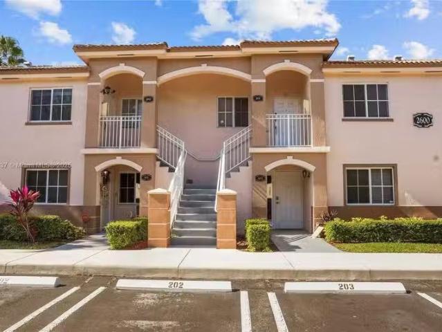 Condominium Homestead, FL 2600 Se 12th Pl #203