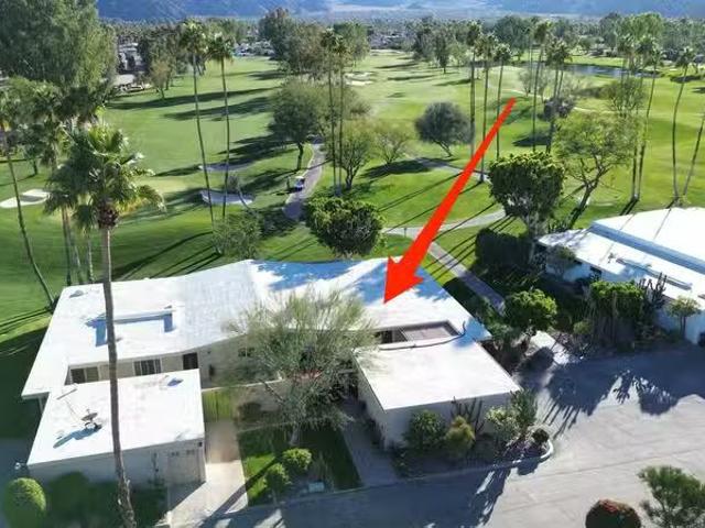 Condominium La Quinta, CA 47610 Eisenhower Dr