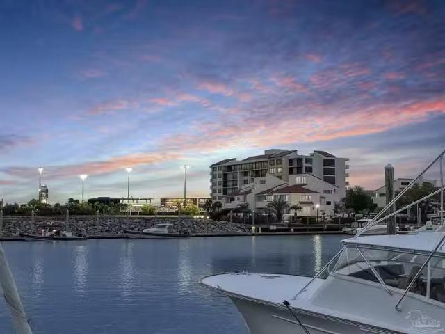 Condominium Pensacola, FL 106 Port Royal Way