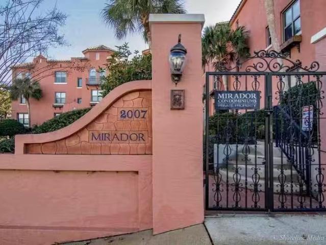 CONDOMINIUM PENSACOLA, FL 2007 E Gadsden St #105