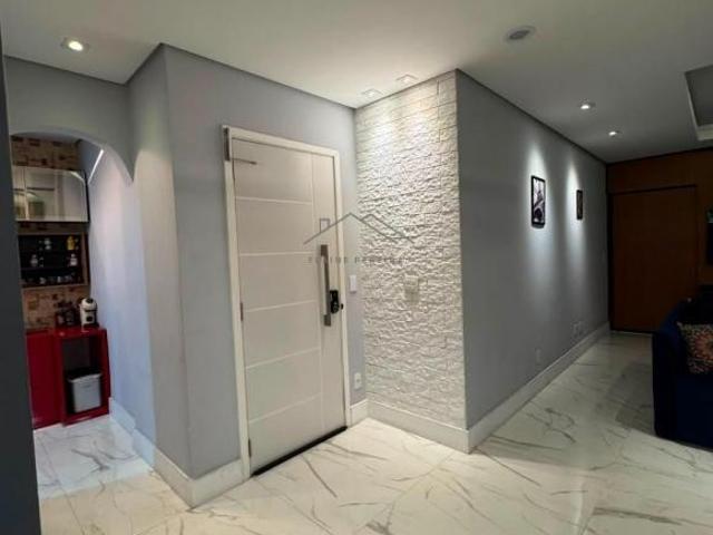 Condomínio Mairarê I Apartamento com 2 suítes: Porteira Fechada com 104m², recém reformado, smart h
