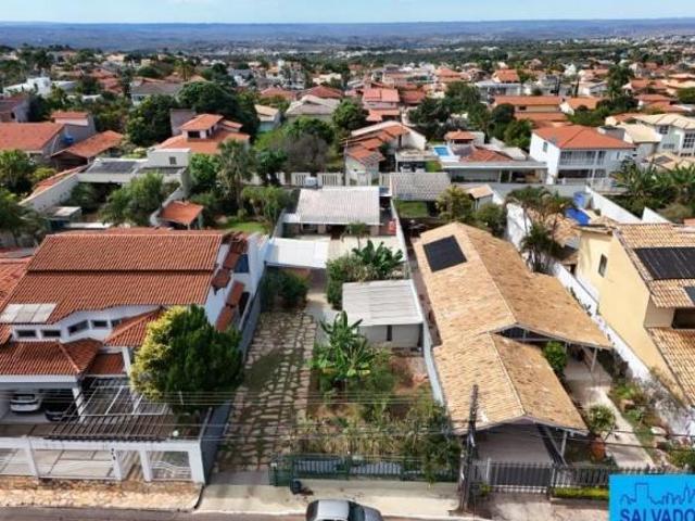 CONDOMÍNIO MANSÕES CALIFORNIA LOTE ESCRITURADO PLANO EXCELENTE LOCALIZAÇÃO AVENIDA CENTRAL SETOR
