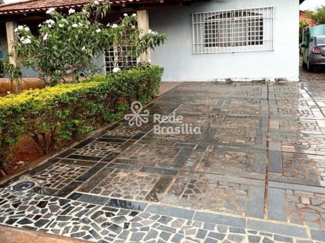 Condomínio Mansões Entre Lagos Casa com 3 quartos 2 suítes 3 vagas Sobradinho