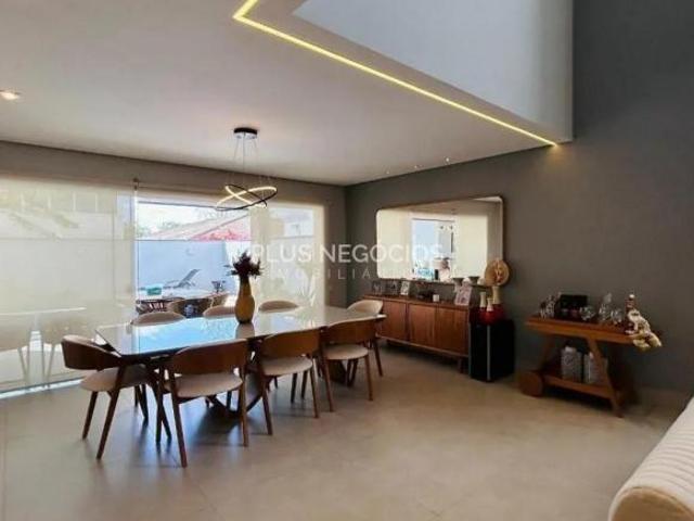 Casa À Venda Condomínio Mont Blanc 4 dormitórios 3 suítes 351 m²