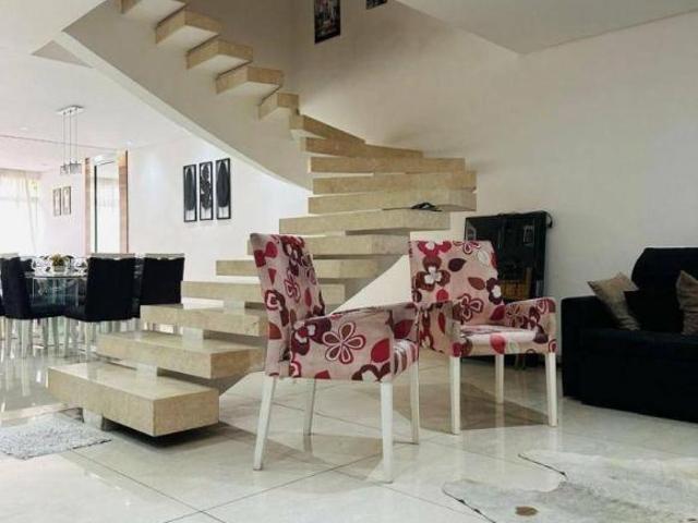CONDOMÍNIO MONTE CARLO Maravilhoso Sobrado com 4 suítes à venda, 545 m² por R$ 2.332.000 Vila Rosá