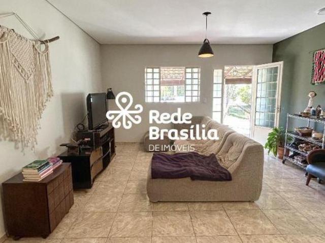 Condomínio Morada de Deus Casa com 3 quartos sendo 1 suíte à venda Jardim Botânico