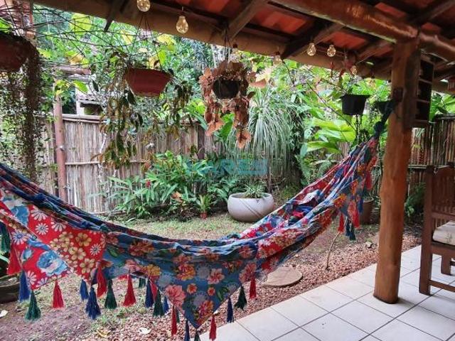 Condomínio na Praia de Camburi com escritura