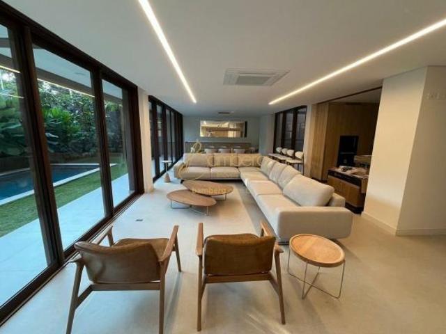 Condominio Novo no Jardim dos Estados 4 casas exclusivas de 700m2, lindo jardim, solarium 4 suites