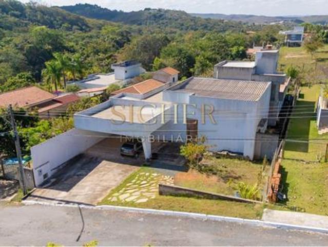 Condomínio Ouro Vermelho II Casa à venda no Condomínio Ouro Vermelho II | 341 m² | Terreno de 1.00