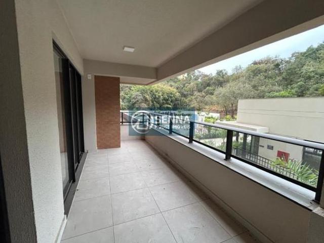 Condomínio Odeon Residencial 3 quartos, 2 suítes, 1 sala, 2 banheiros, 2 vagas, 95m²!