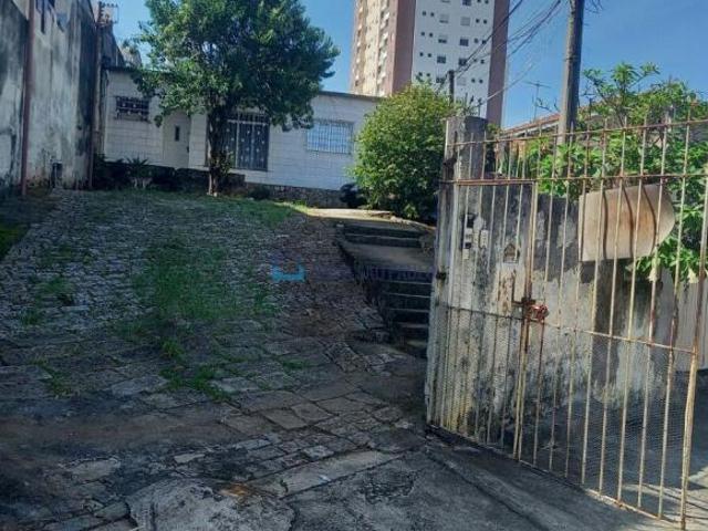 Condomínio à venda com 2 casas com 3 quartos e 2 casas com 2 quartos, Vila Gumercindo