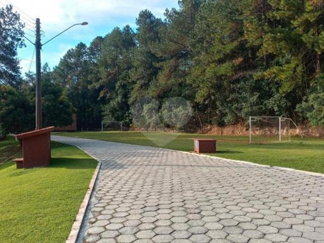 Condomínio à venda em Caraguatá SP