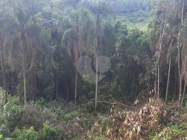 Condomínio à venda em Barreiro SP