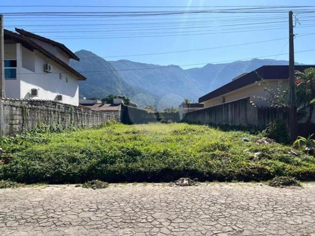 Terreno à venda em Morada da praia SP