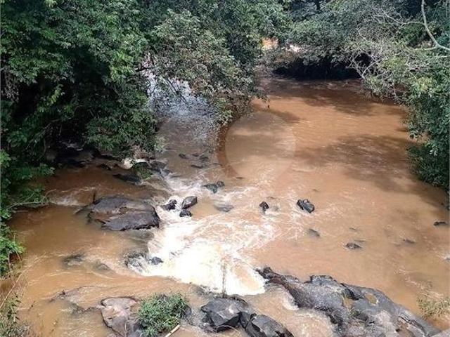 Condomínio à venda em Sousas SP
