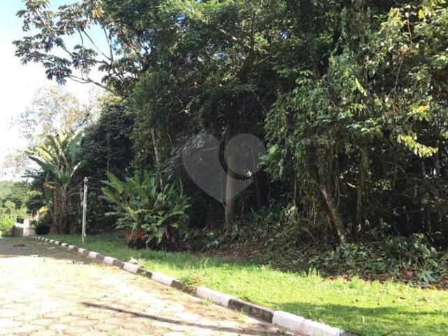 Condomínio à venda em Serra da cantareira SP