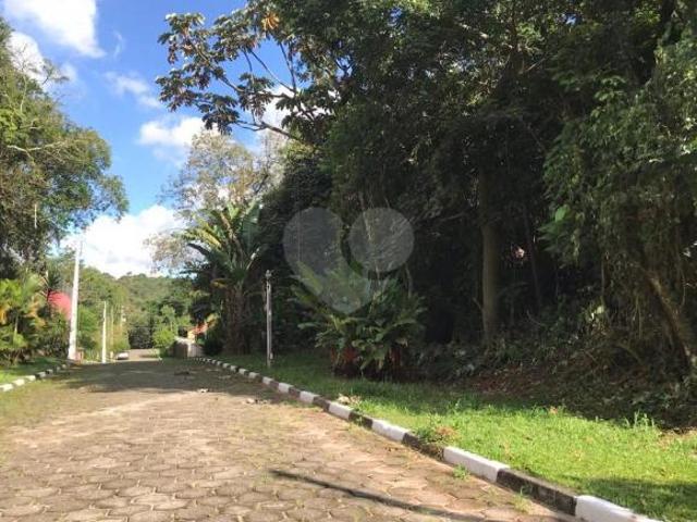 Condomínio à venda em Serra da cantareira SP