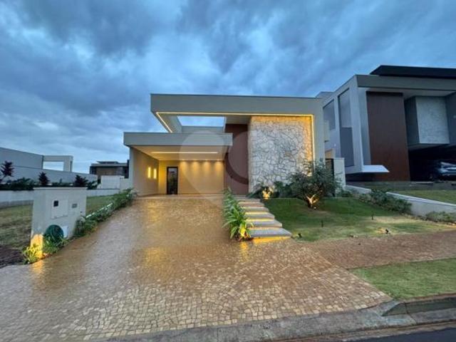 Condomínio à venda em Residencial alto do castelo SP