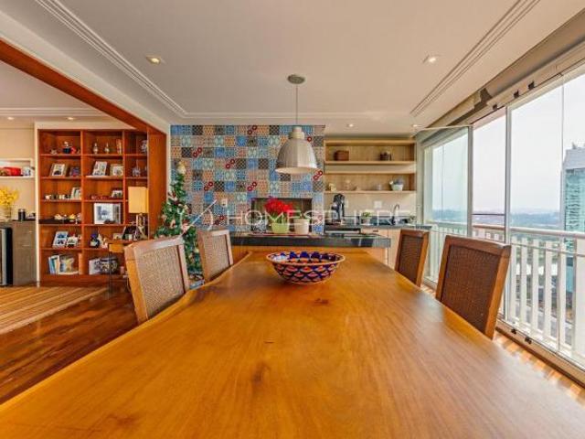 Condomínio ACERVO Alto de Pinheiros R. Dr. José Rodrigues Alves Sobrinho, 150. Apartamento à venda 2