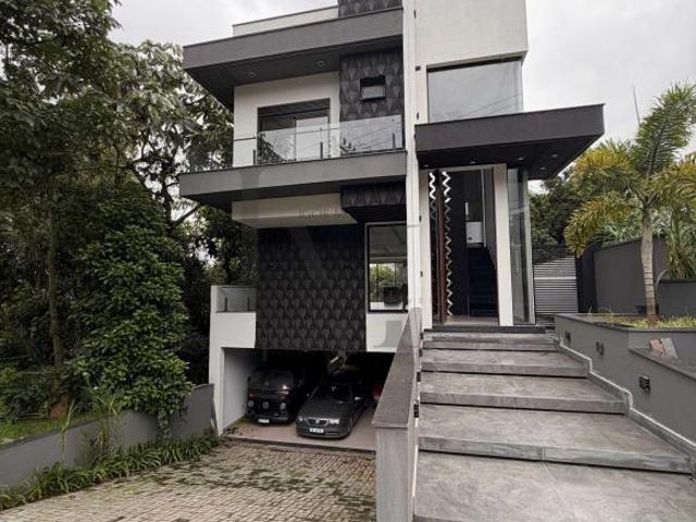 Condomínio Aruã Casa Alto Padrão à Venda, Dentro do Condomínio Aruã