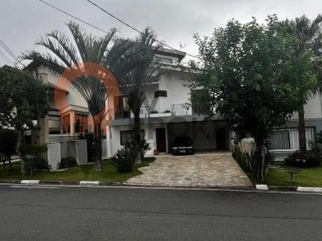 CONDOMINIO ARUJA IV 3 SUITES ARUJAZINHO