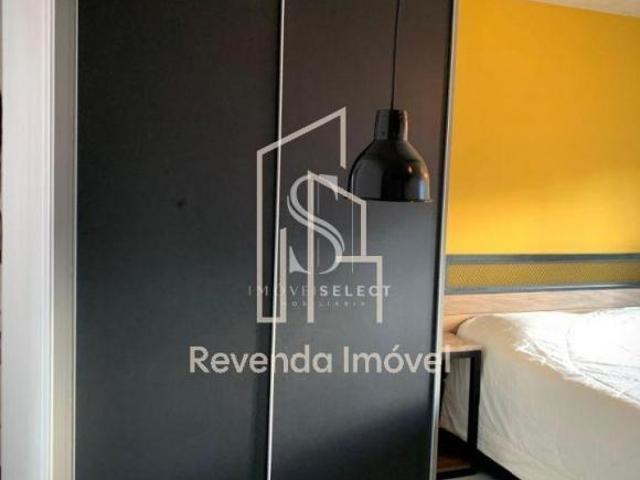 Condomínio Bko Citizen. Apartamento com 31m². Um dormitório, banheiro social e uma vaga. Na consolaç