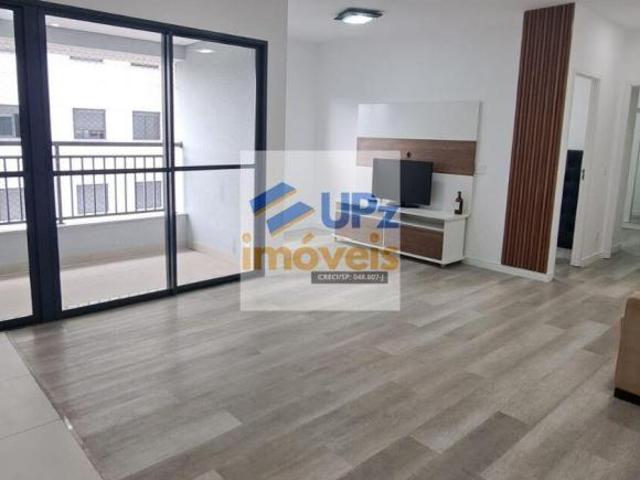 Condomínio Bonnard 307 Apartamento com 2 dorms, sendo 1 suíte, 67m² com varanda e 2 vagas cobertas