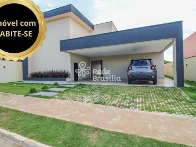 Condomínio Boulevard Residence Casa à venda, com habite se, 3 suítes, Jardim Botânico