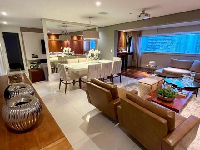 Condominio Brisa Morumbi / Otima planta e localização / Alto padrão