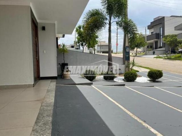 Condomínio Campos do Conde Casa Térrea à Venda e para Locação