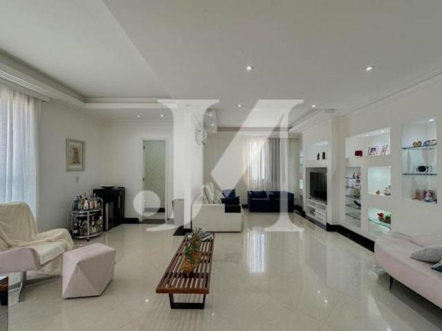 Condomínio Casa Alta Tatuapé Apartamento Duplex de 200m², 3 Dormitórios, sendo 3 Suítes e 4 Vaga